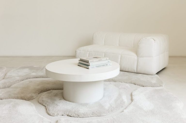 Handmade rugs for unique interiors by Belgian JoV - vosgesparis